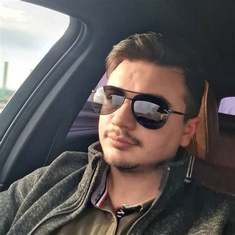 Radu Constantin Raduconstantin98 • Threads Say More