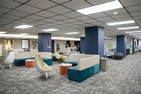 Lounges Lockers And On Campus Dining Point Park University