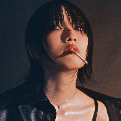 Anna Hisbbur Youtube