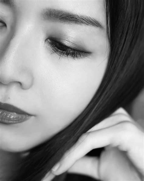 宮本笑里さんのインスタグラム写真 宮本笑里instagram「goodnight 🌙 Tokyo どあっぷ失礼します Tomfordbeauty」9月14日 21時37分