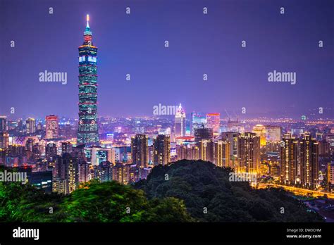 Taipei 101 Taiwan Fotos Und Bildmaterial In Hoher Auflösung Alamy
