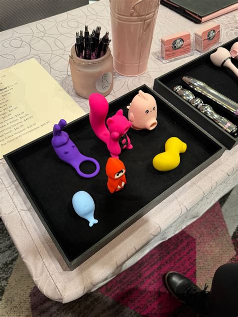 Sex Education At An Industry Event Surprisingly Effective Kinkly