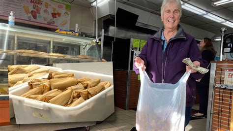 Hundreds Show Up To Buy Bags Of Tamales For Thanksgiving