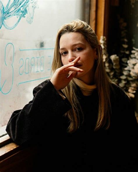 Pin De Ana Júlia Amaral Em Victoria Pedretti Corte Em Camadas Cabelo