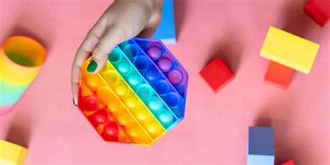 12 Ways To Stop Fidgeting Due To Anxiety