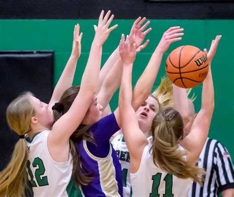High School Basketball Eureka Rallies For Ot Victory Against Canton In 2a Regional