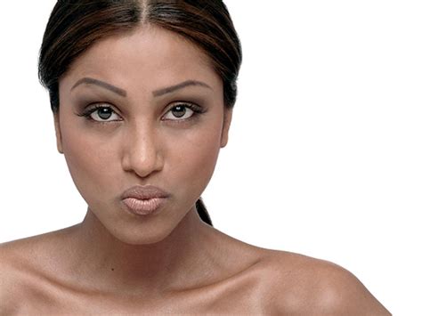 Sabrina Setlur Laut De Band