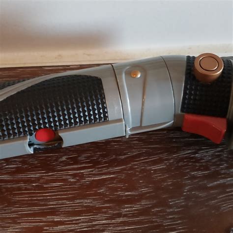 Star Wars Toys 207 Star Wars The Clone Wars Ultimate Lightsaber