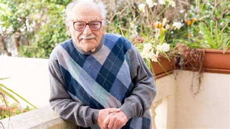 Well Known Actor And Comedian Charles Thake Passes Away Sbs Maltese