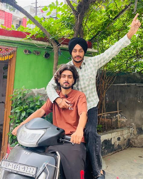 Filmy Giri Filmygiri • Instagram Photos And Videos