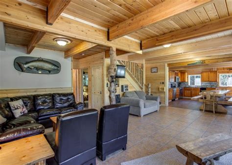 Danielle Lodge Brunners Lodge