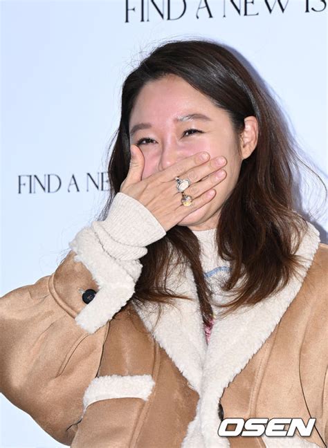 사진 공효진팬들 함성에 수줍은 미소 네이트 연예 사진 공효진팬들 함성에 수줍은 미소 네이트 연예