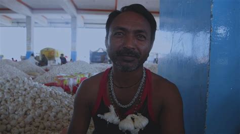 Bbc News Hindi On Twitter महानगरों में जब लहसुन काफी महंगा बिक रहा है