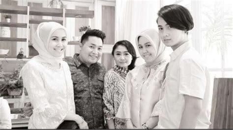 Foto Dibilang Mirip Ayu Ting Ting Ini Potret Mimi Bayuh Yang Diisukan Selingkuh Dengan Raffi