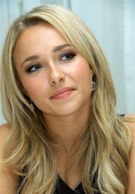 Hayden Panettiere At Heroes La Press Conference • Celebmafia