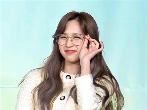 ʏᴇʟʟᴏᴡ ʜᴇᴀʀᴛ On Twitter Mina Kpop Girls Korean Girl