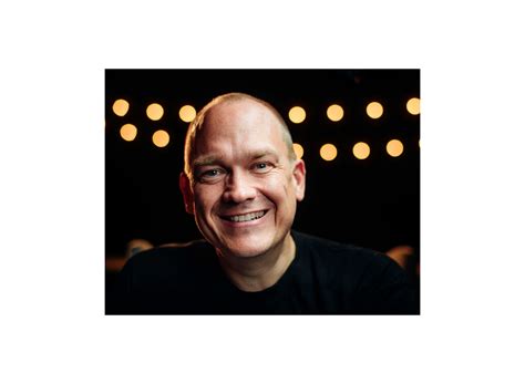 Your New York City Elopement Photographer Sascha Reinking