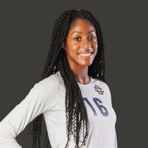 Laurece Abrahams Volleyball Recruiting Profile