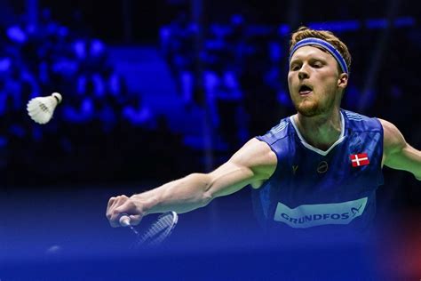 Antonsen Møder En Gammel Kending I Sen