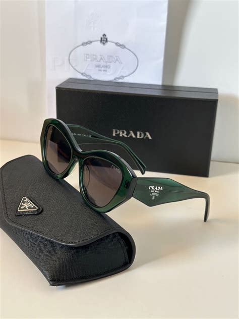 Pin By Kageye Lydia On Spects Frames For Ladies Stylish Sunglasses