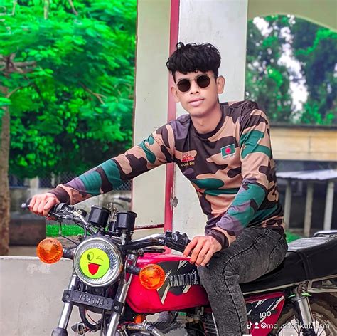 Md Sofik শফিক