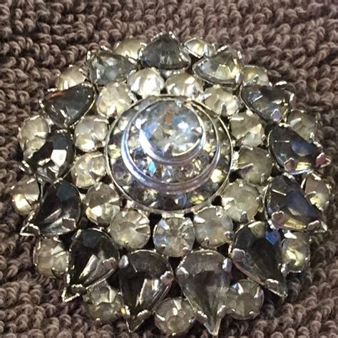 Vintage Jewelry Vintage Prong Set Rhinestone Brooch Poshmark