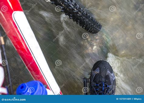 Mtb Biker Crossing A Shallow River Pass Stock Image Image Of Bottle