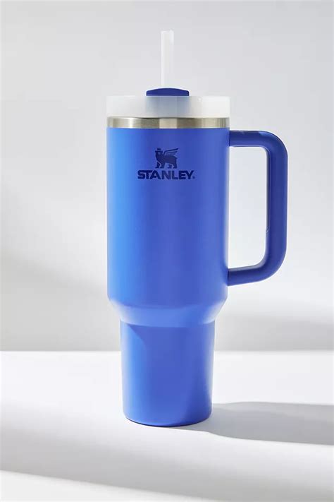 Stanley Iris Quencher H2 0 Flowstate 1 2l Tumbler Urban Outfitters It