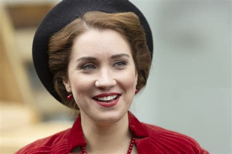 Galerie Konec Populárního Seriálu Rozprodávají Věci Ze Zlaté Labutě Foto 1 Ahaonlinecz