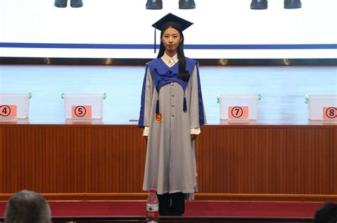 海大专属 学位服”，定格最美记忆！ 海南大学新闻网