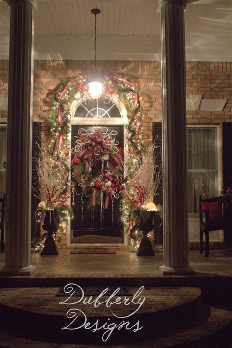 Christmas Decor With Houndstooth Ribbon