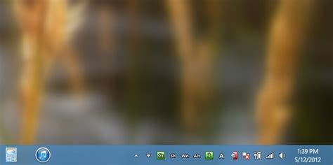 Get Indicators For Disk Activity Caps And Num Lock Keys In System Tray