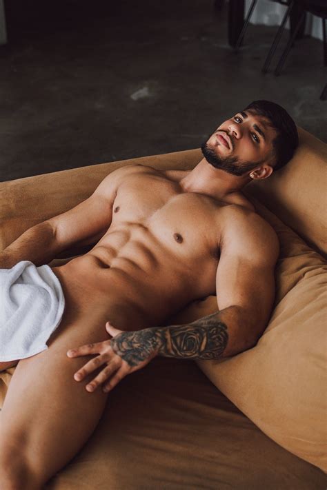 Handsome Bodybuilder Sexy Muscle Jock Hunk Hot Buff Alpha Male Man 4x6