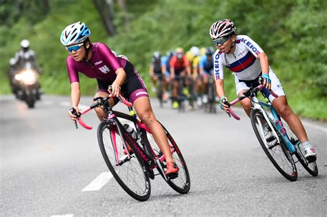 女子2周目 池上あかり（早稲田大学）と福田咲絵（慶應義塾大学）の2人が先行 Cyclowired