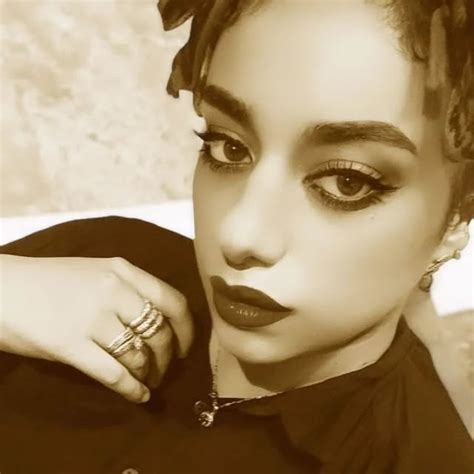 Aya El Deeb Ayael Deeb • Threads Say More