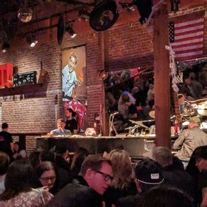 The Shout House 689 Photos And 1486 Reviews 655 4th Ave San Diego