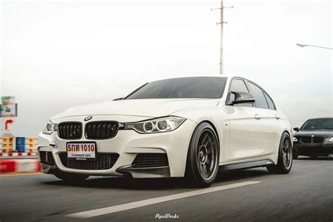 Bmw F30 Sedan 3 Series With 18 Arc 8 Wheels In Anthracite