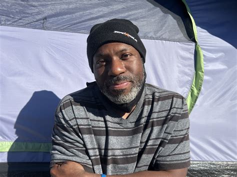 Look Inside The Urban Alchemy Tent Encampment In Los Angeles