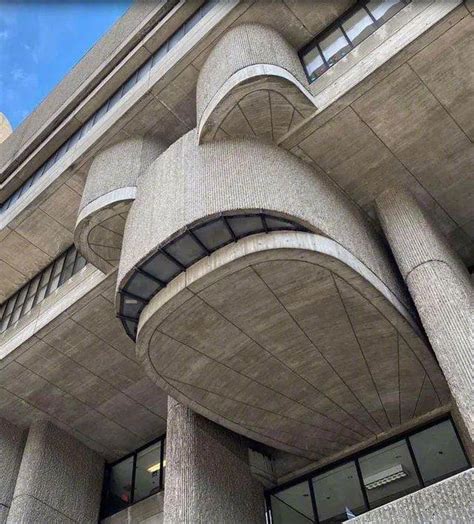 You Swan He Frog的风，刮到了波士顿官方推特