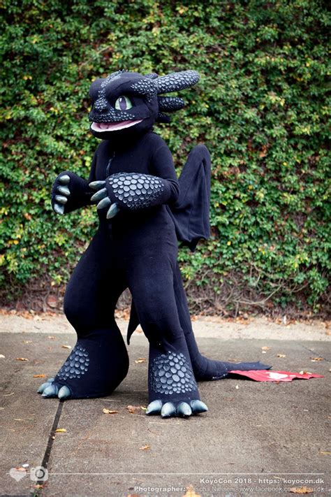 Toothless Cosplay From How To Train Your Dragon Toothless Costume