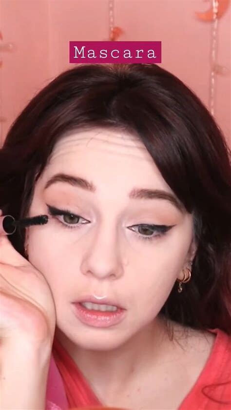 Easy Eye Makeup Tutorial For Red Lips Upstyle