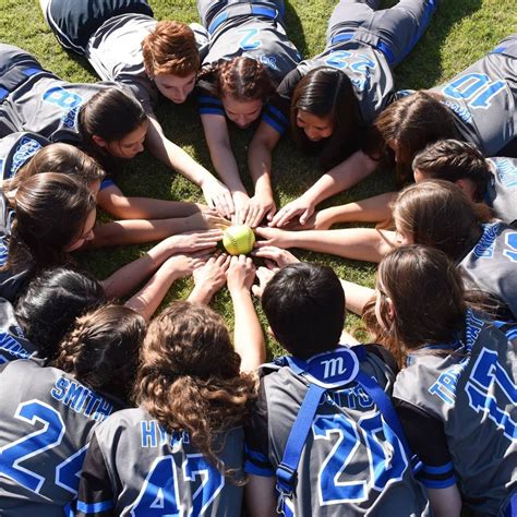 Runnels Lady Raiders Softball Fans