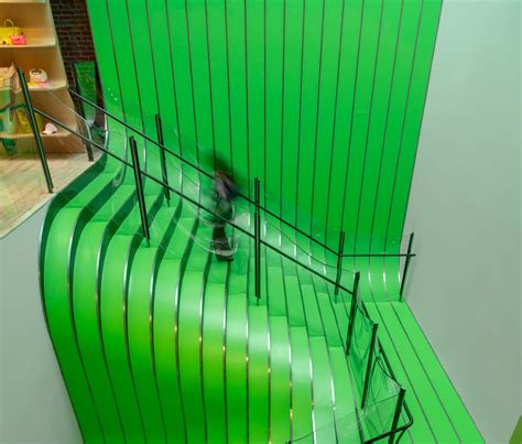 Thomas Heatherwick Revamps Longchamps Nyc Flagship Wallpaper