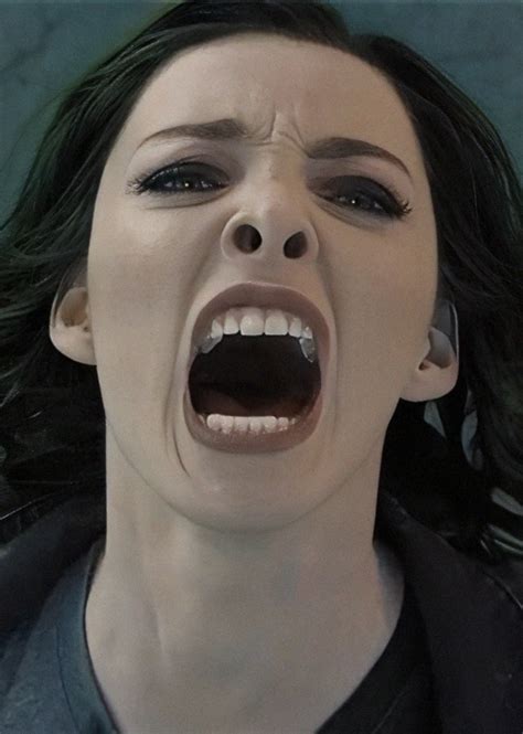 Emma Dumont Rcelebritymouths