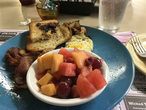 Loris Cafe Liberty Restaurant Reviews Photos And Phone Number Tripadvisor