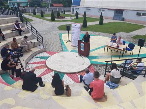 “takimet Poetike Të Karadakut” Poeti Skender Rusi Nderohet Me Çmimin E Parë Observerkult