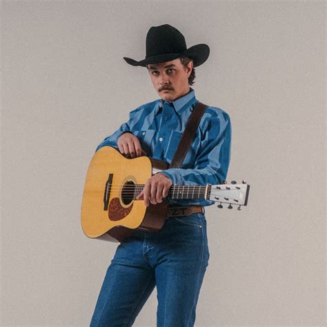 Zach Top Extends Cold Beer And Country Music Tour
