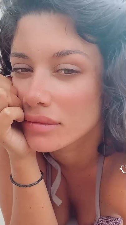 سنتيا خليفة بالبكيني 🤤🤤 Youtube