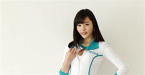 포토 레이싱모델 홍지연 이기적인 각선미~