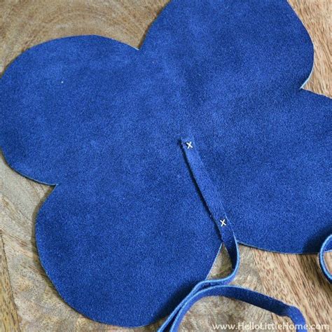 Diy Glasses Case Free Pattern Easy Tutorial Diy Sunglasses Diy Glasses Sewing To Sell